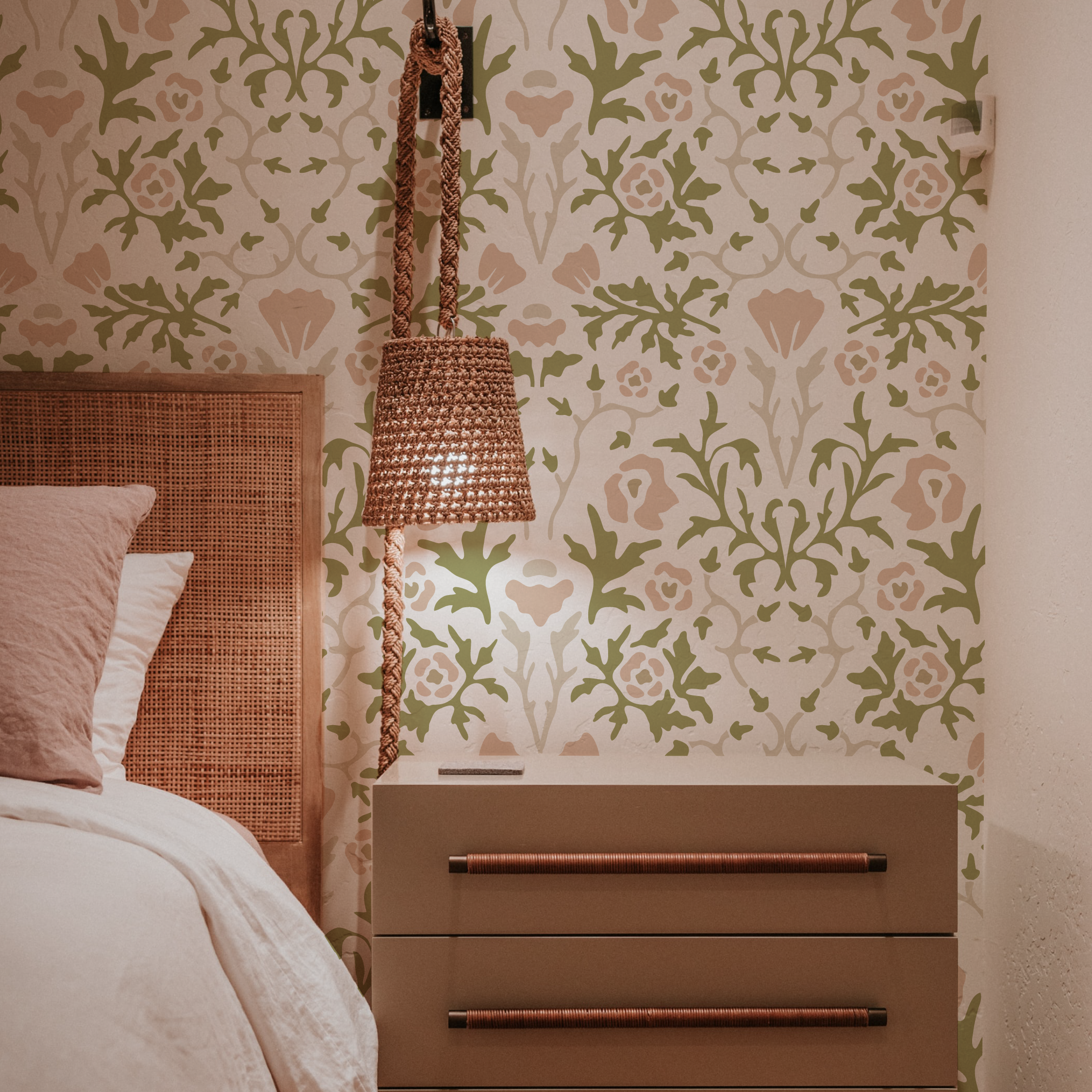 The Evelyn Wallpaper (Blush) – Everett Park