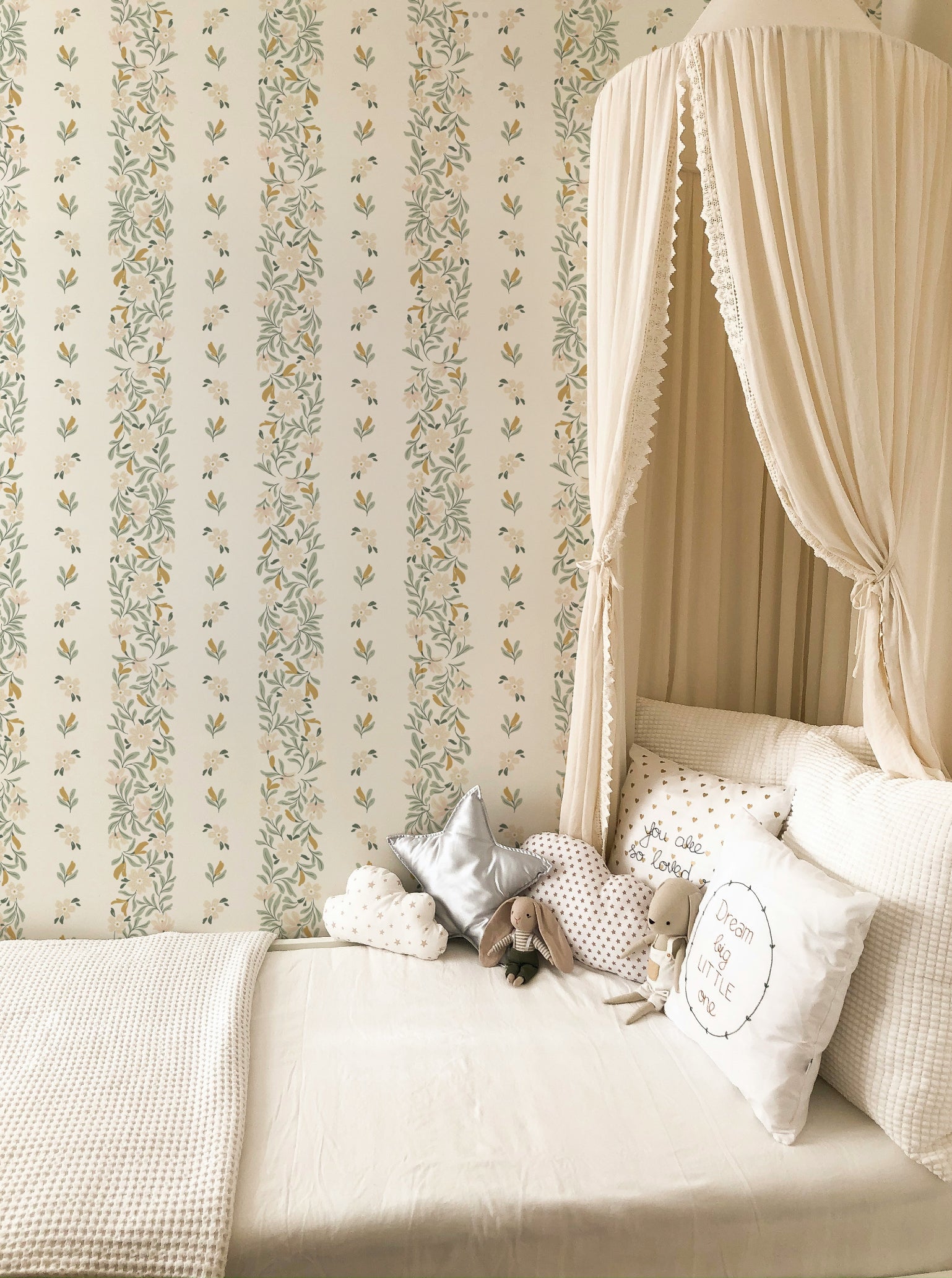 Lillian in Cream – Everett Park